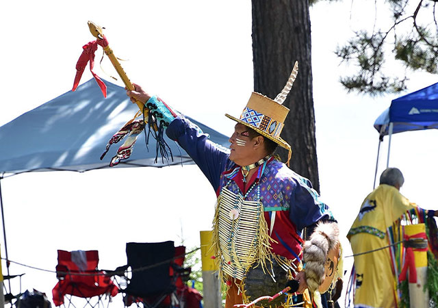 Wahnapitae First Nation - Home